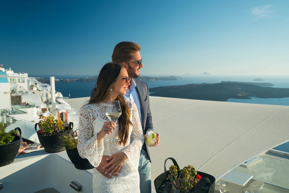 Top Romantic Destinations in Greece for Your Honeymoon